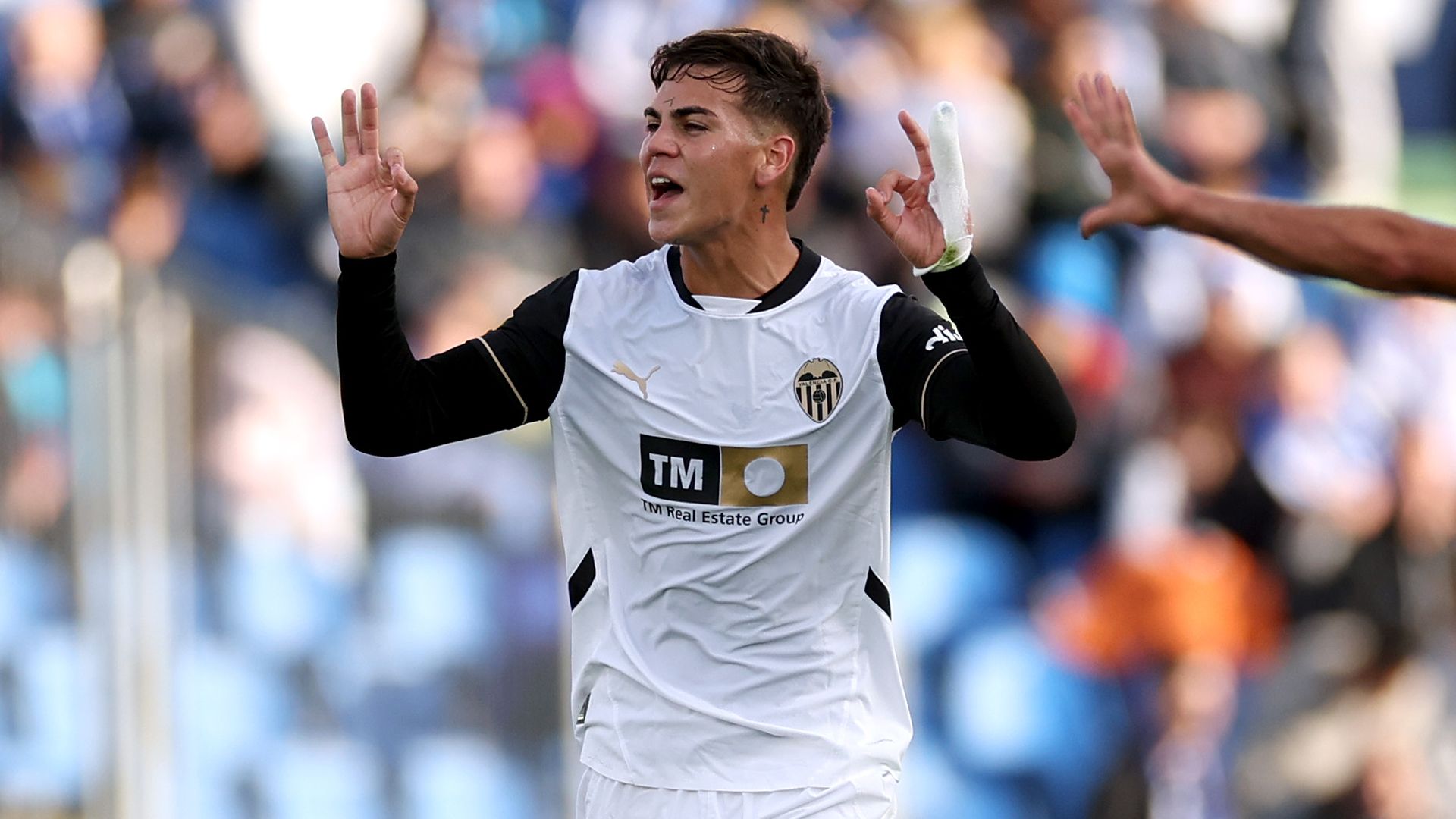 E’ fatta per Barrenechea al Benfica, sorride anche la Juventus: quanto guadagna il club ...